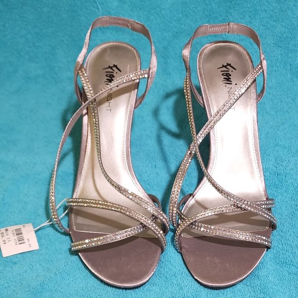 FIONI Clothing | Shoes | Fioni Brand Silver Color Dress Sandals New Wo ...